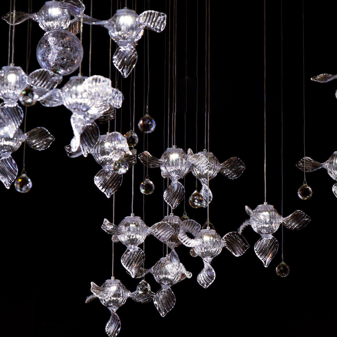 Flutter Pendant Light – Hand-Blown Glass Stair Void Chandelier